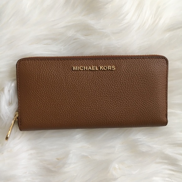 MICHAEL Michael Kors | Bags | New Michael Kors Wallet | Poshmark